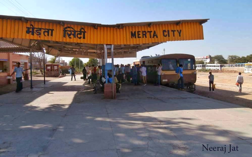 India's First Rail Bus Service discontinued, was started 26 years ago ...