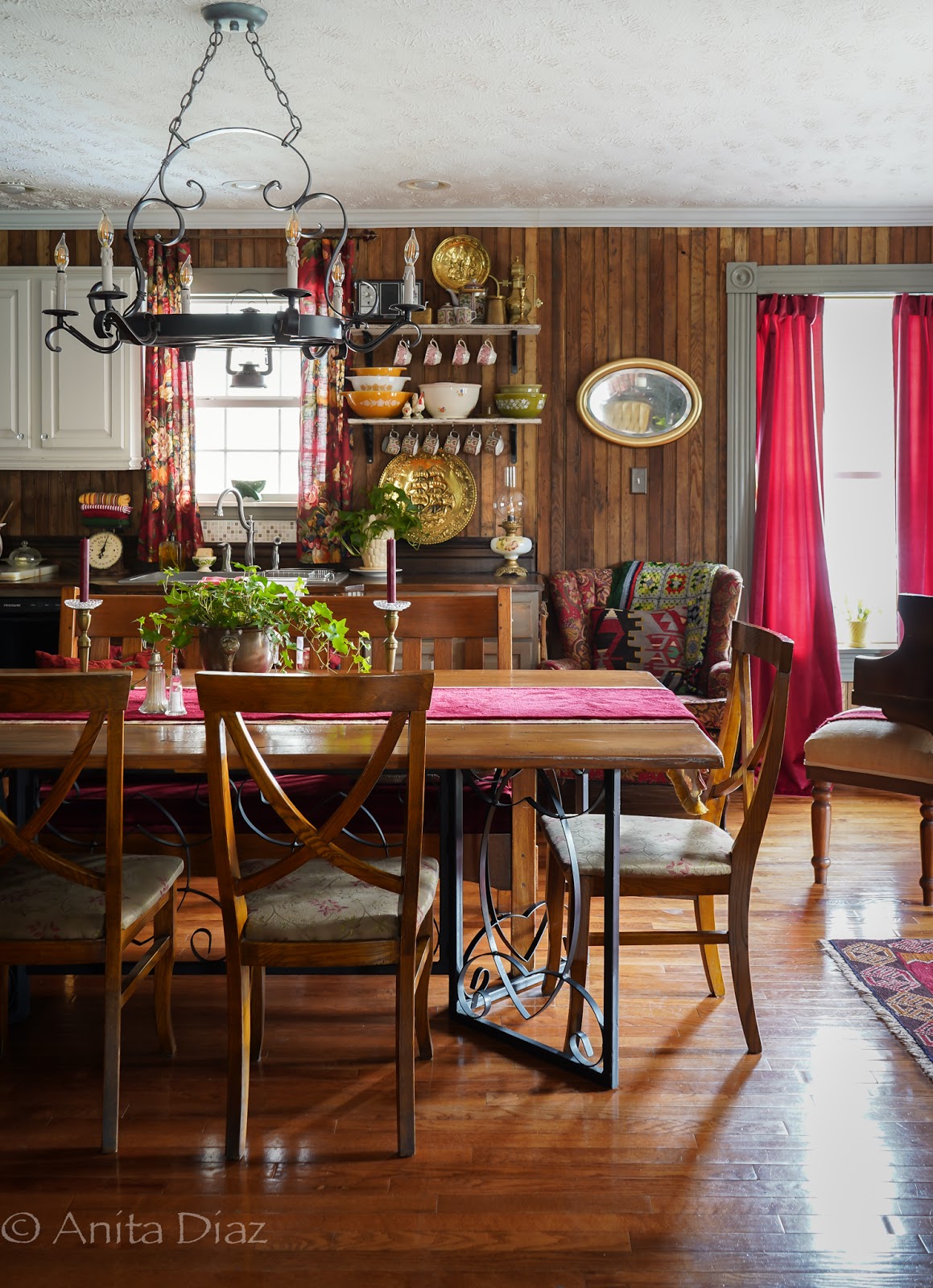Victorian Spring Home Tour - Whispering Pines Homestead