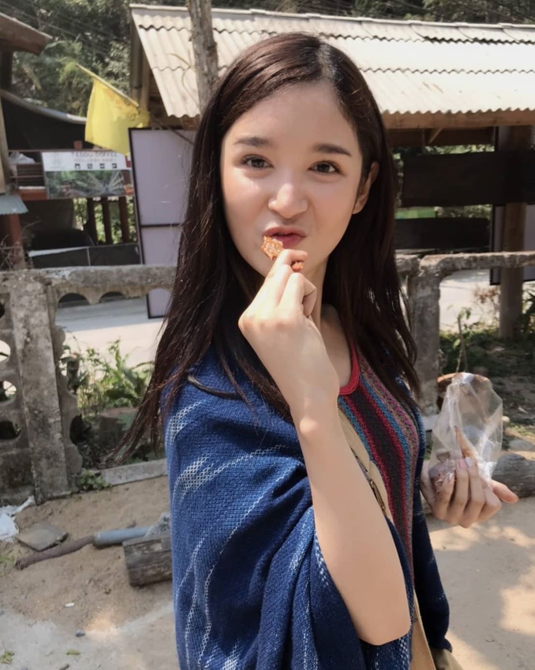 Benz Thipsuda – Most Beautiful Transgender Girl Thailand – Thai Transgender