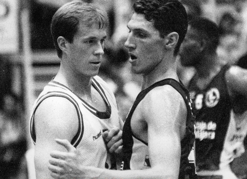 BALONCESTO HISTORIA DE LOS MEJORES: Mark Simpson; tirador en estado puro