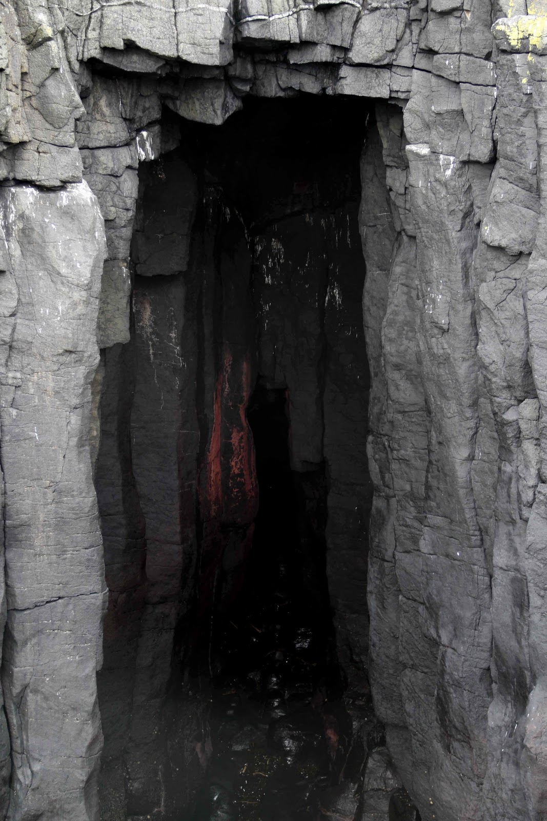 U3A Skye Geology: Kilmuir Cliffs and the Cave of Gold