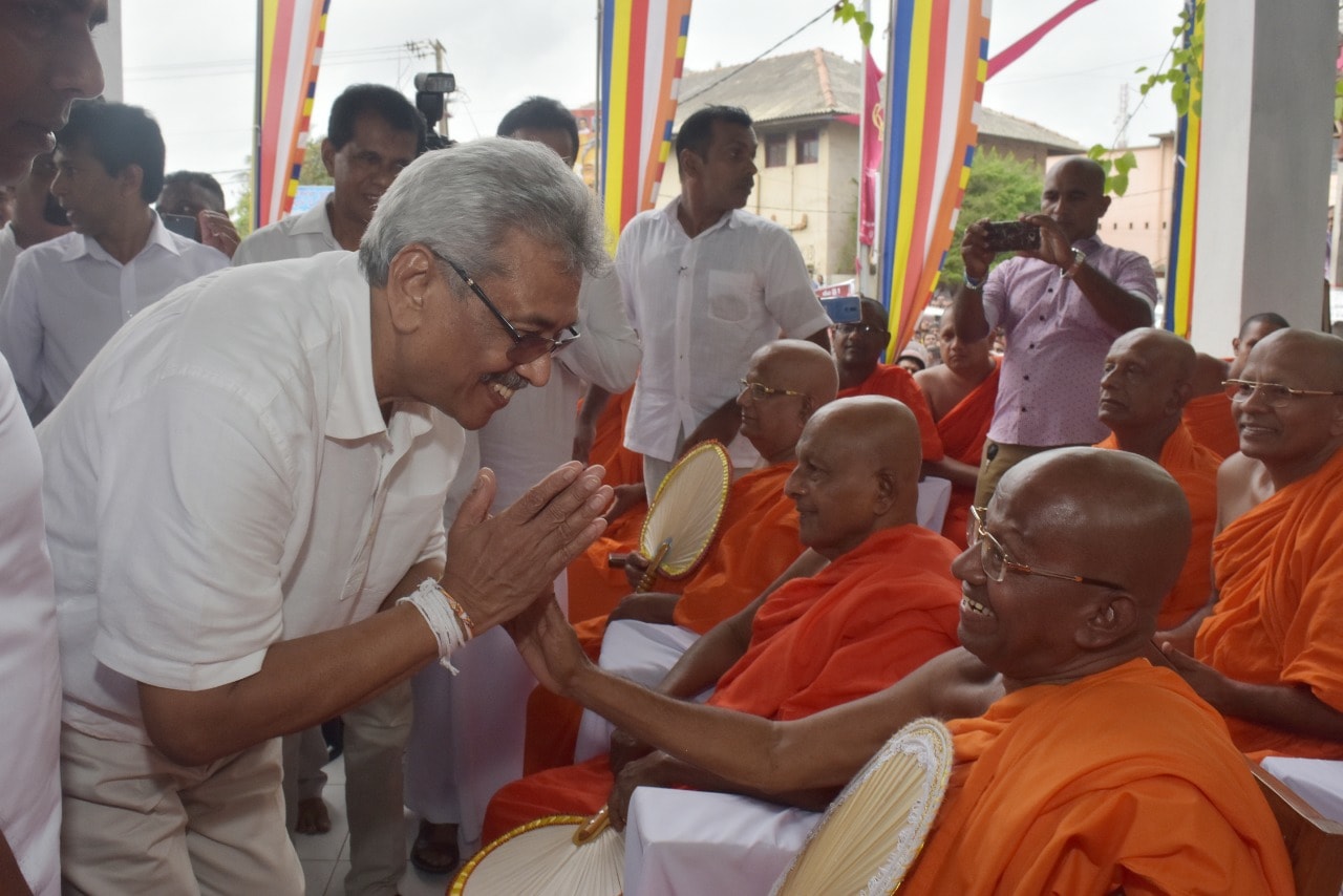 ගාල්ලට ආ ගෝඨාභය පිළිගන්න ගීතා රමේෂ් එක්වෙති (ඡායාරූප)