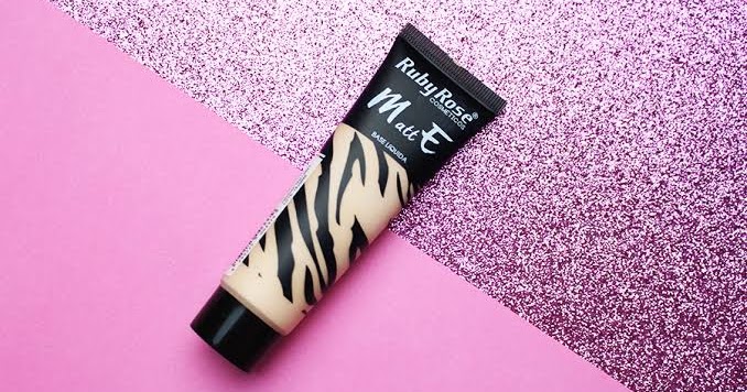 Segredos da Marii: Resenha da Base - Ruby Rose