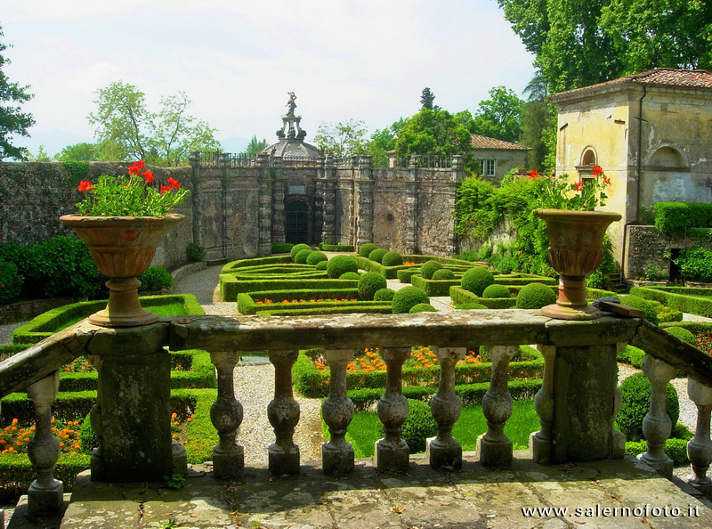 loveisspeed.......: Villa torrigiani di lucca