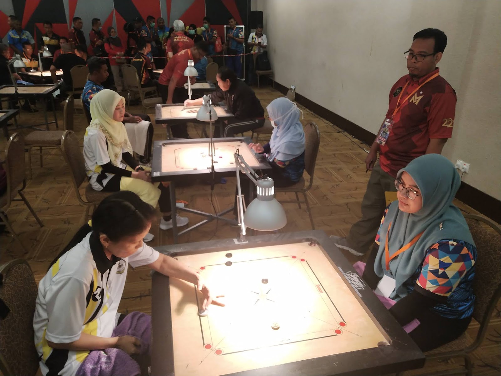 KOMUNITI KAROM ANTARABANGSA: 2020