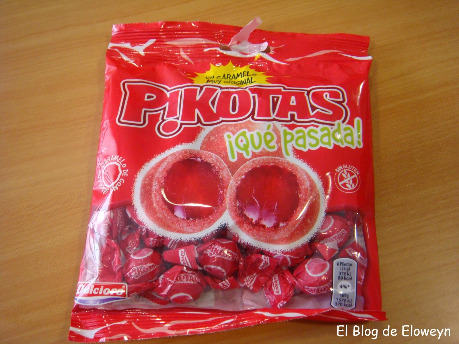 Tarta de caramelos pikotas (con sabor a piruleta de fresa) | El Blog de ...