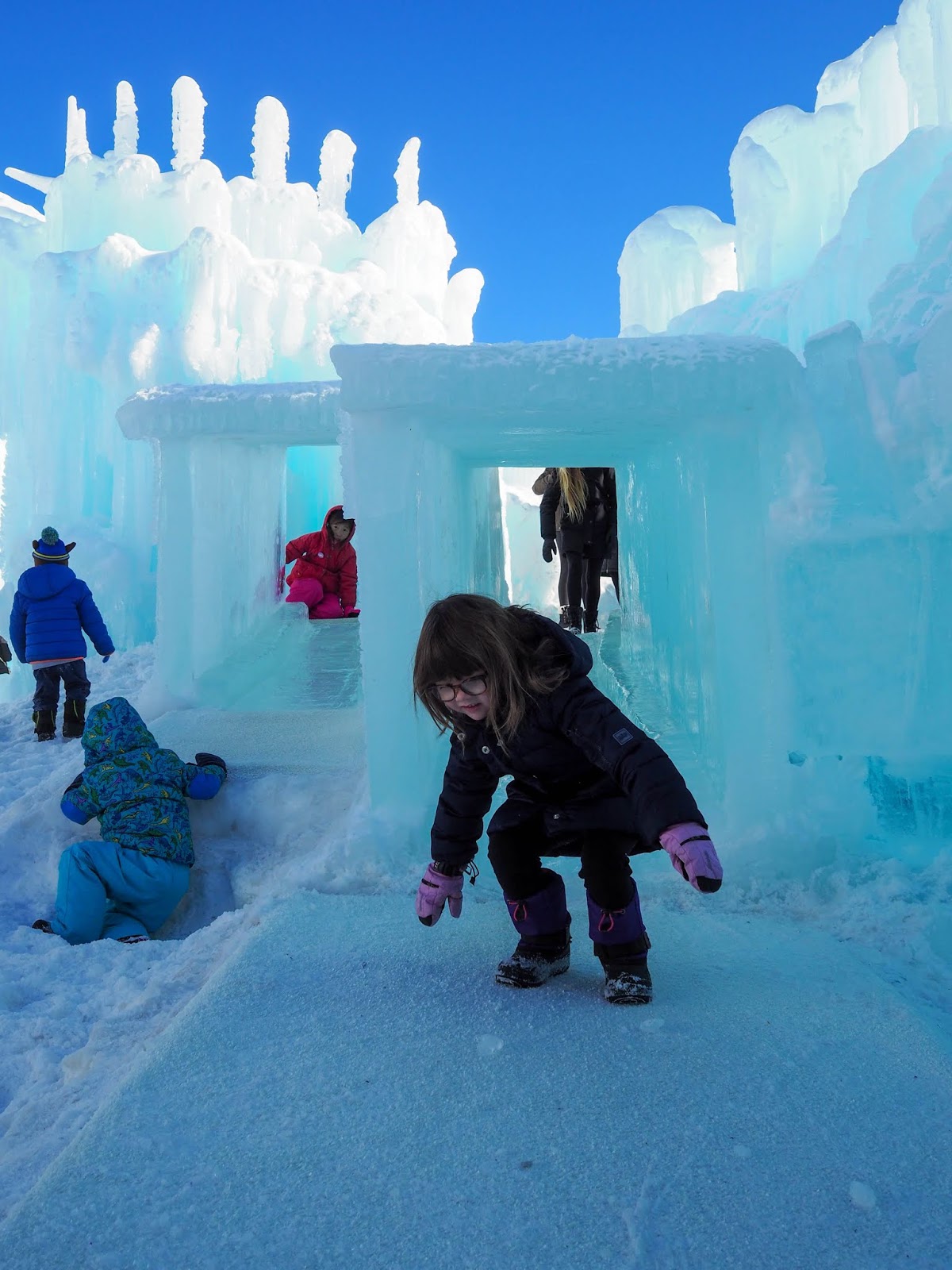 Little Hiccups: Ice Castles