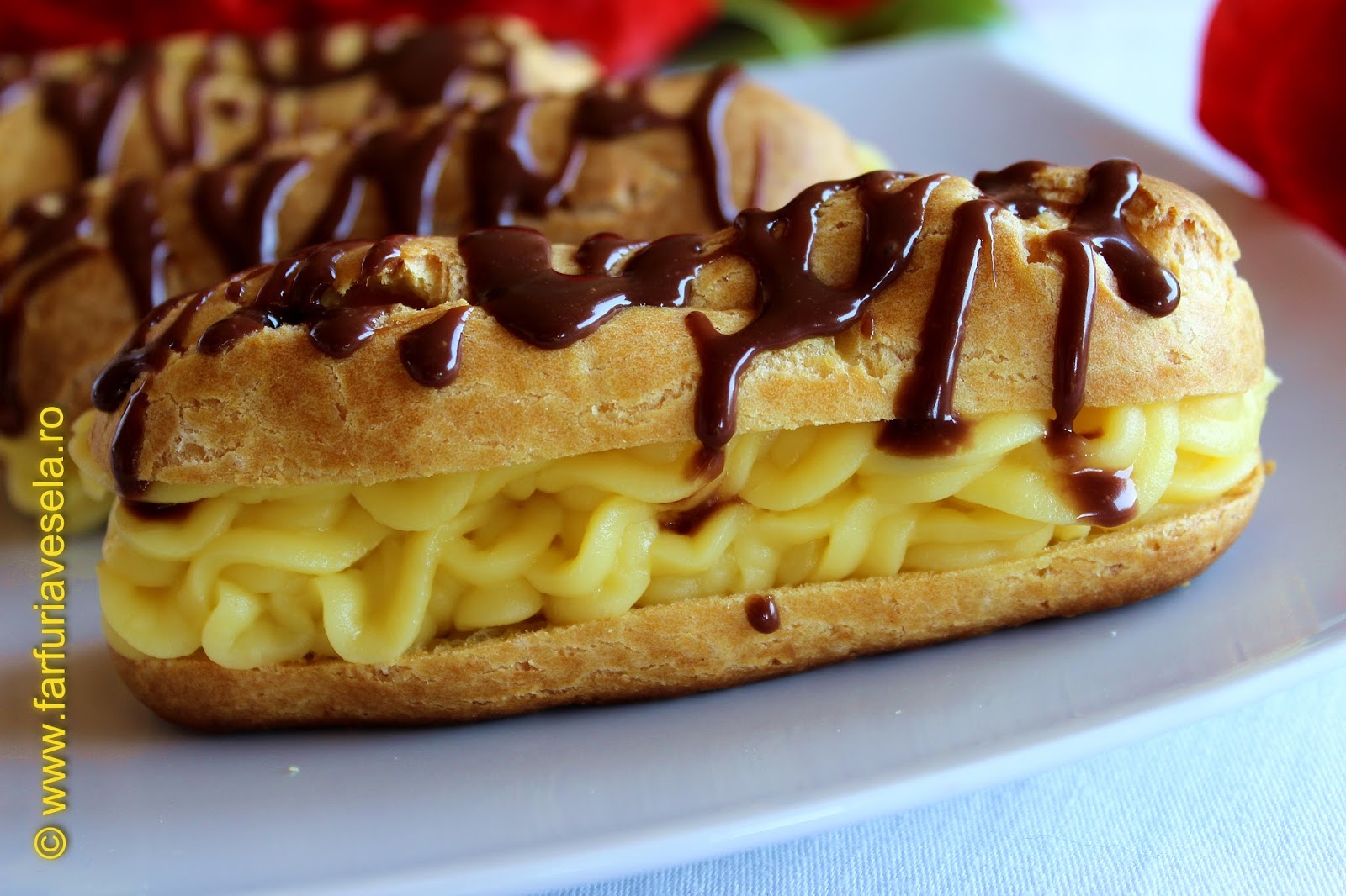 Farfuria vesela: Eclere de casa - Home made eclairs