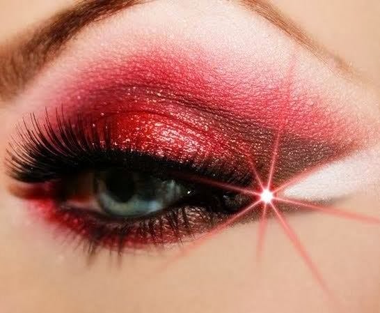 I'M IN LOVE WITH RED COLOUR!! - I Create My Own Story