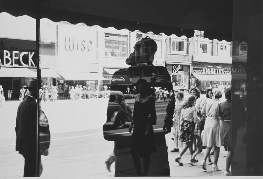 DRAGON: Harry Callahan / One of the most influential photographers