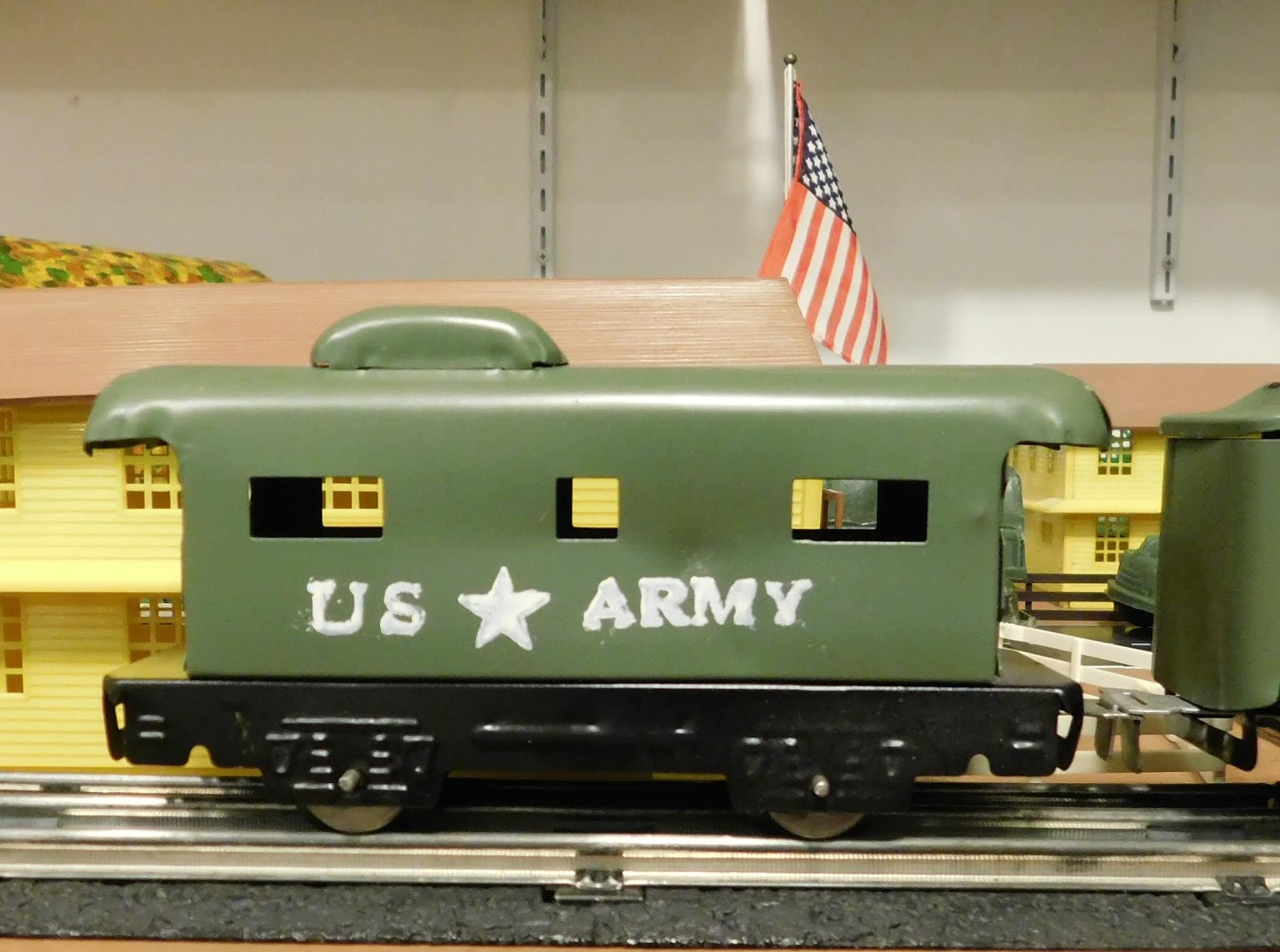 Toys and Stuff: TRAIN TIME: Custom Marx Army Commodore Vanderbilt ...