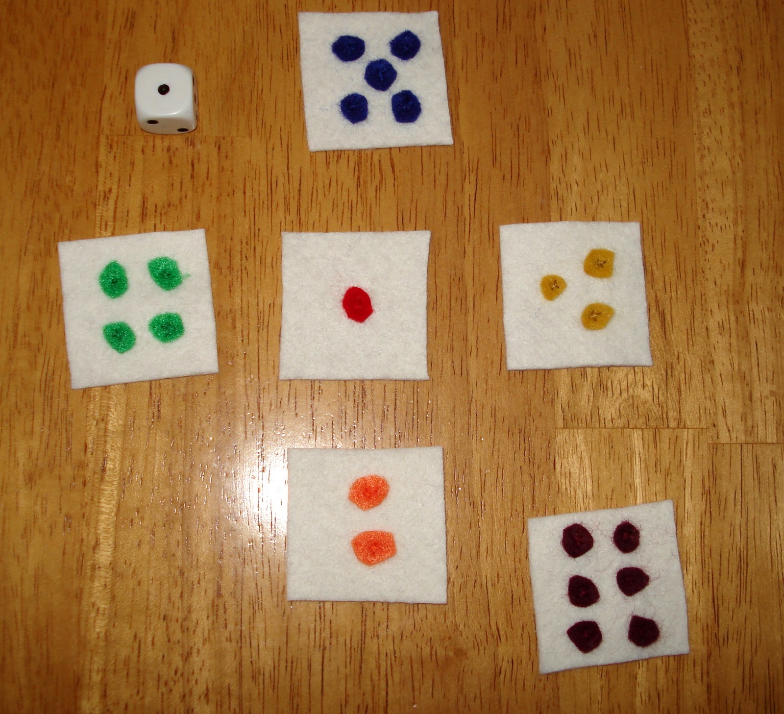 Mama's Felt Cafe: Squishy Squares--Colorful Toddler Dice Tutorial