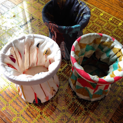 Sew Crazy for Quilts: Collapsible Thread Catcher's