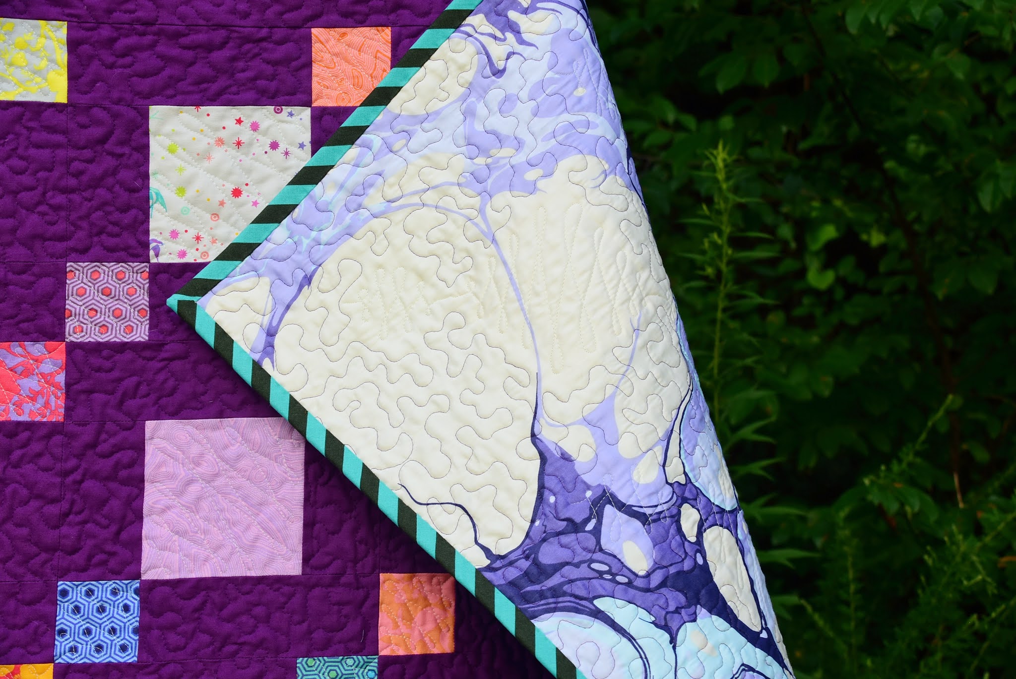 Meadow Mist Designs: Raindrops Quilt and Pattern
