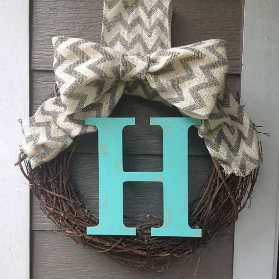 Keep it Beautiful Designs: Fabulous Friday: Christmas Monogram Wreath DIY!