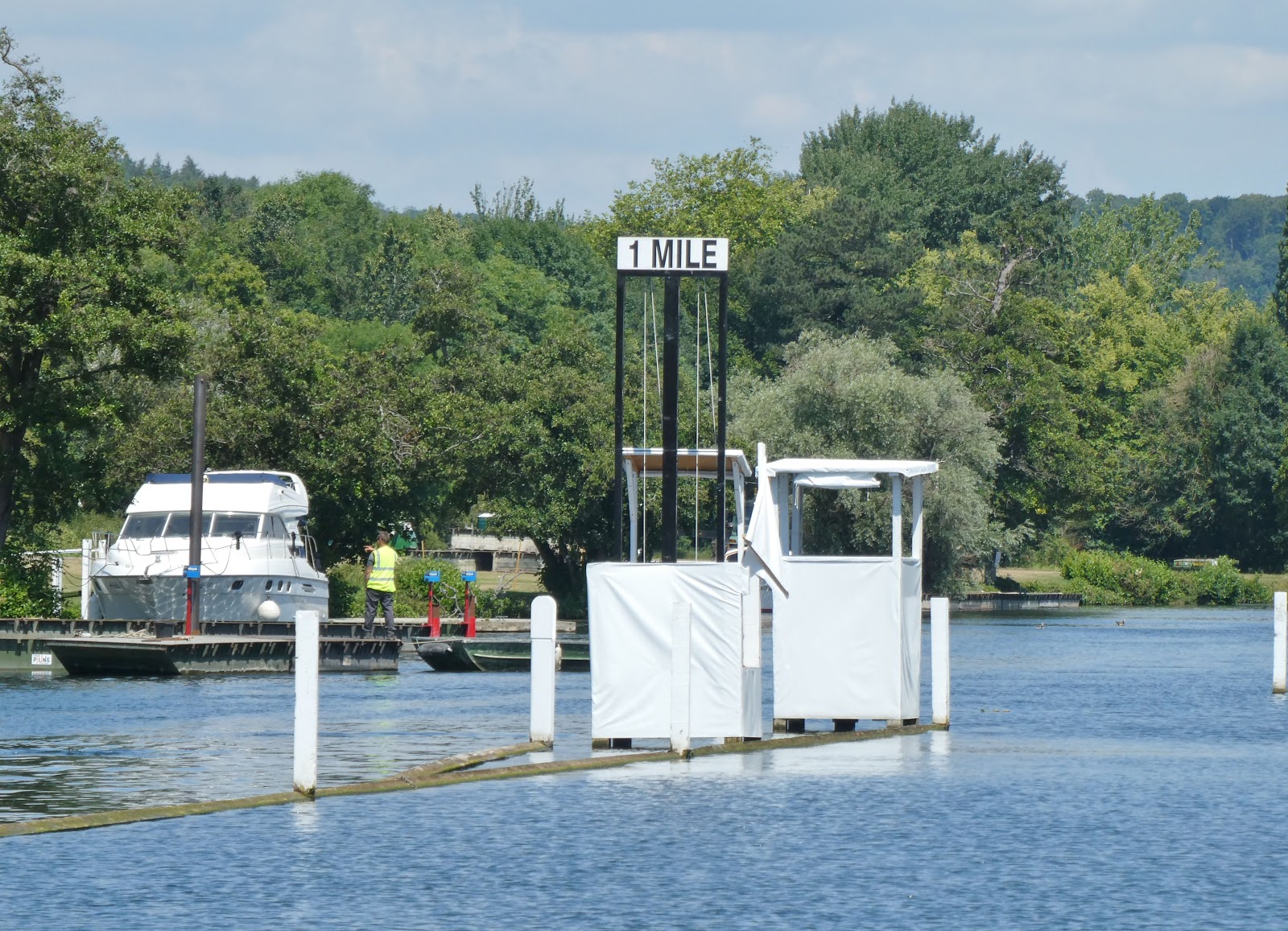 and Millie makes three: Remenham Farm Moorings (River Thames) Tuesday ...