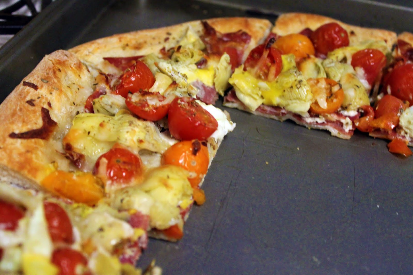 Clutzy Cooking: Italian Inspired Pizza