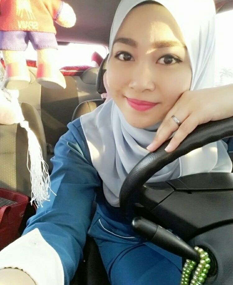 Mamah Muda Berjilbab Ditambah Bugil Dengan Gaya Binal | Skandal Foto Bokep ABG | Situs Film ...