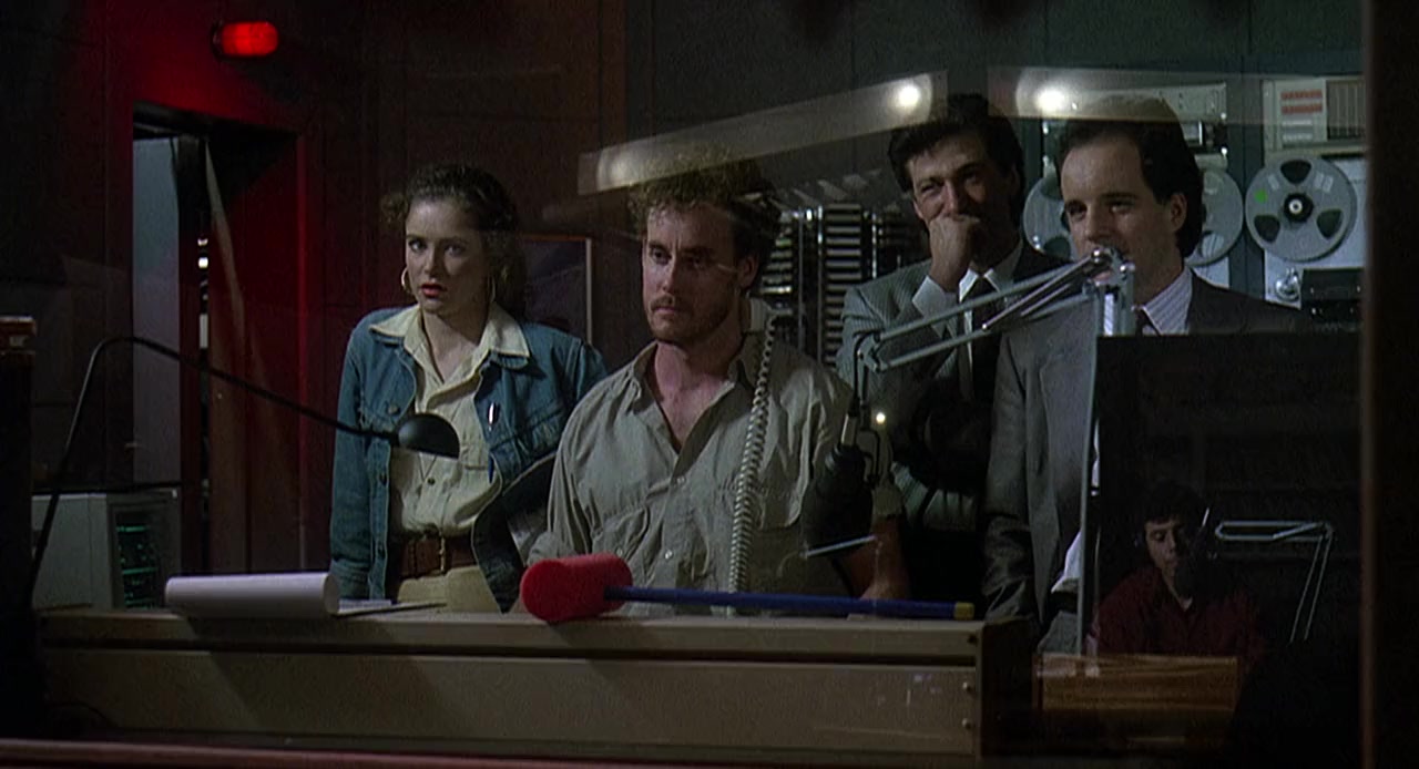 Movie Review: Talk Radio (1988) | The Ace Black Movie Blog