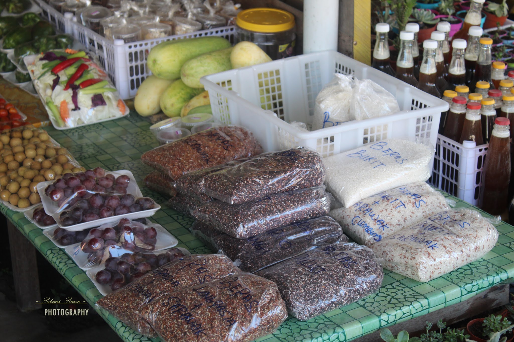 Borong Sayuran di Pekan Kundasang - Amie's Little Kitchen