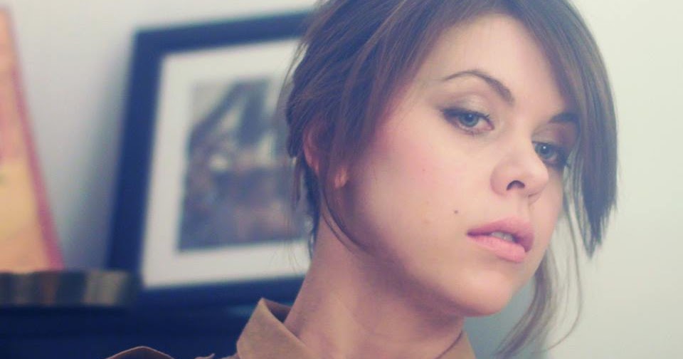 Suvi announces Camden Barfly show