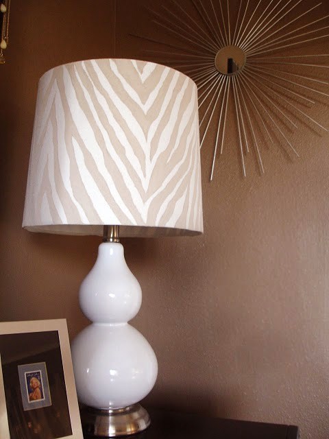 Hand Painted Lamp Shade Tutorial | Remodelaholic