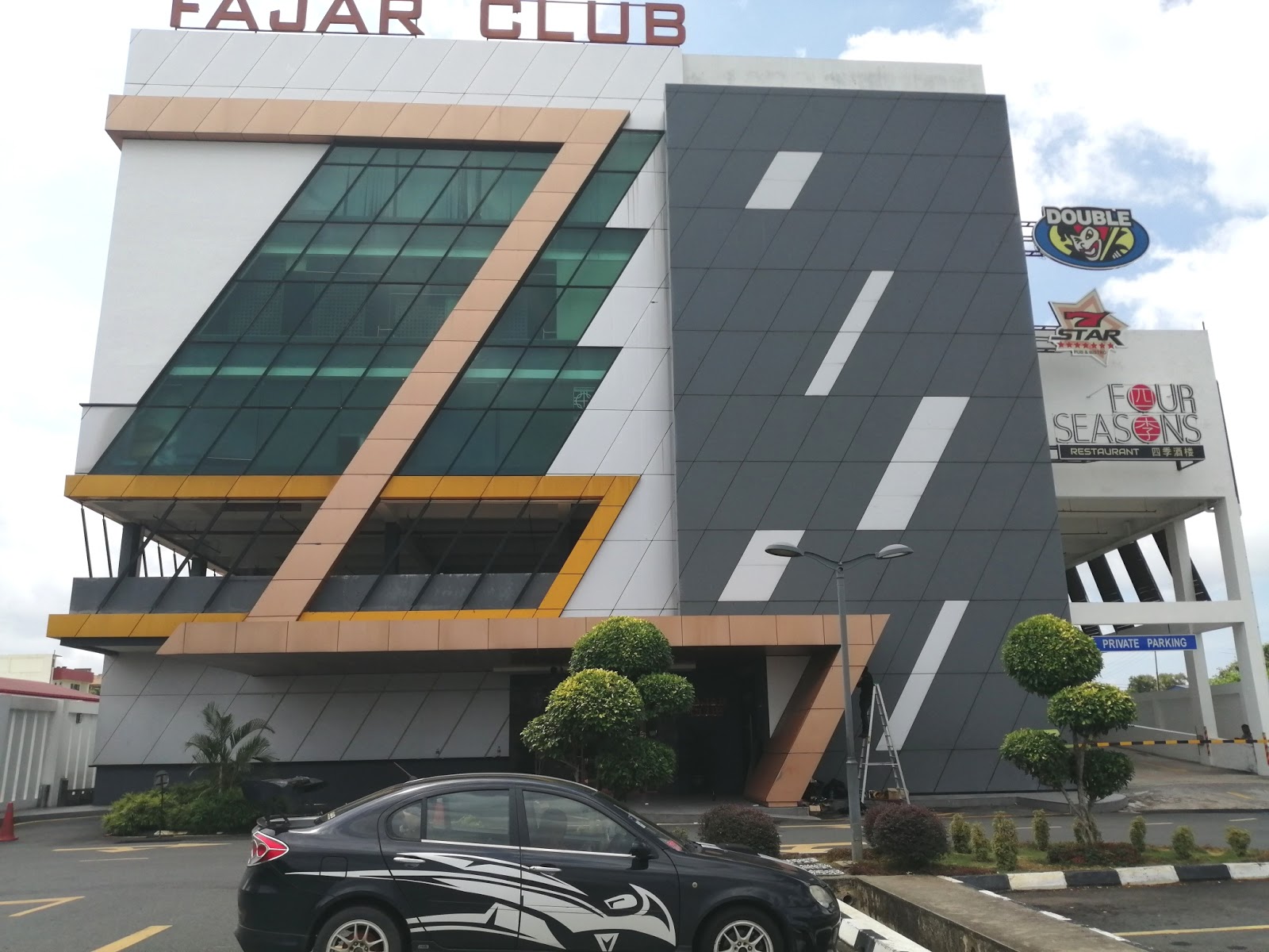 Foodaholic Tawau: Four Seasons Restaurant @ Fajar Club