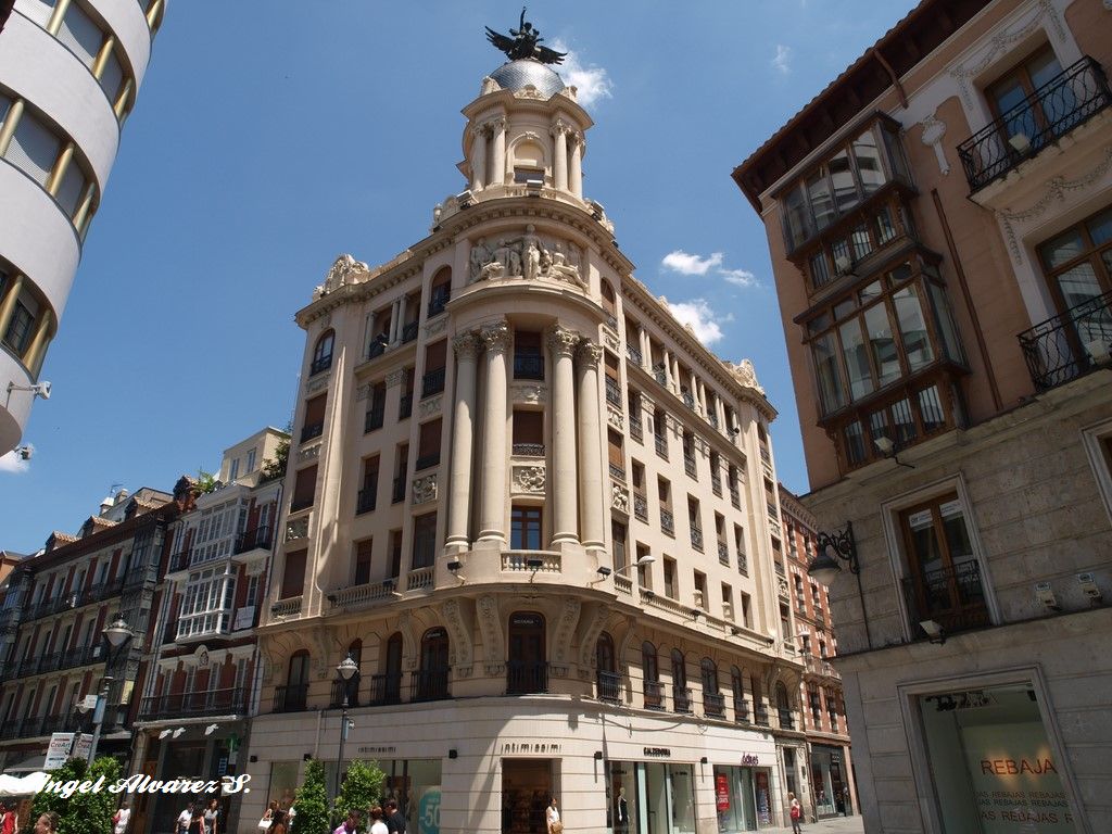 Valladolid histórico y monumental: Edificio La Unión y el Fénix