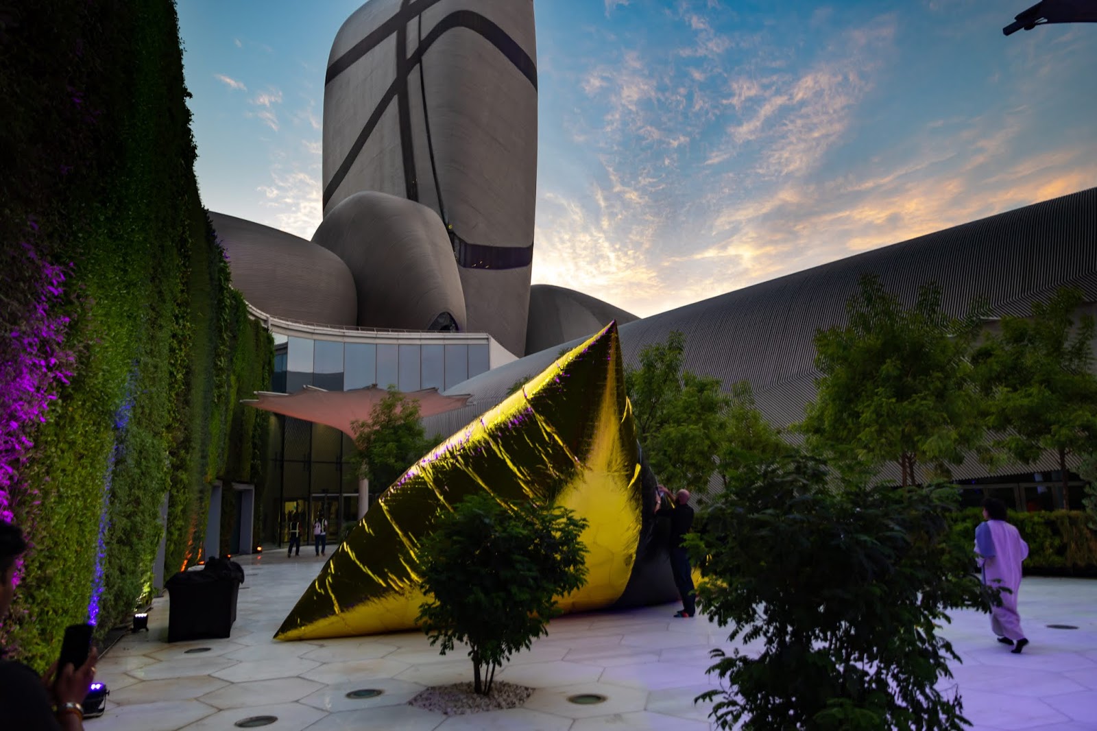 buckylab: Inflatable Space structures workshop - Ithra Tanween 2019