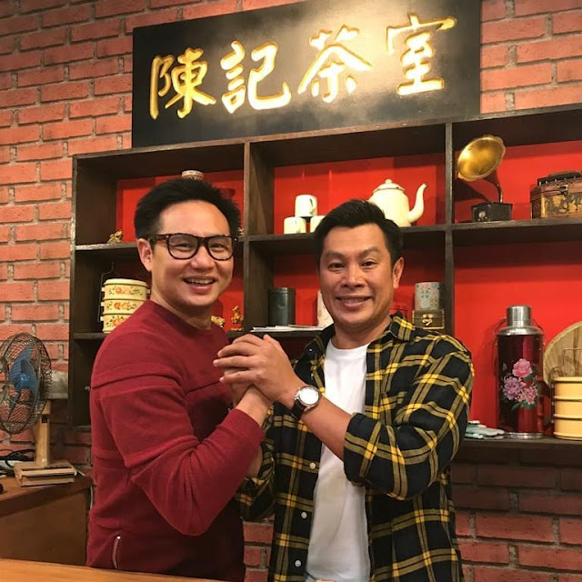 the Douglas Lim: KOPITIAM DOUBLESHOT!