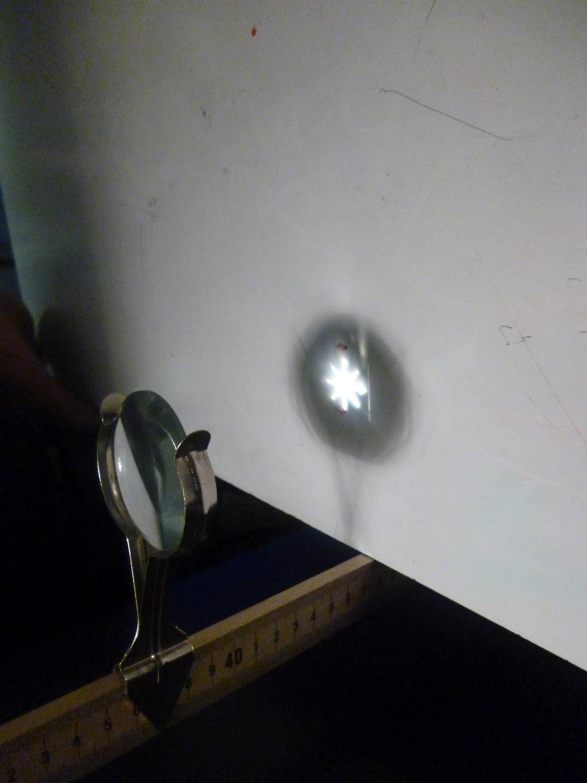 Physics 4C fmlin: Experiment 10 : Lenses