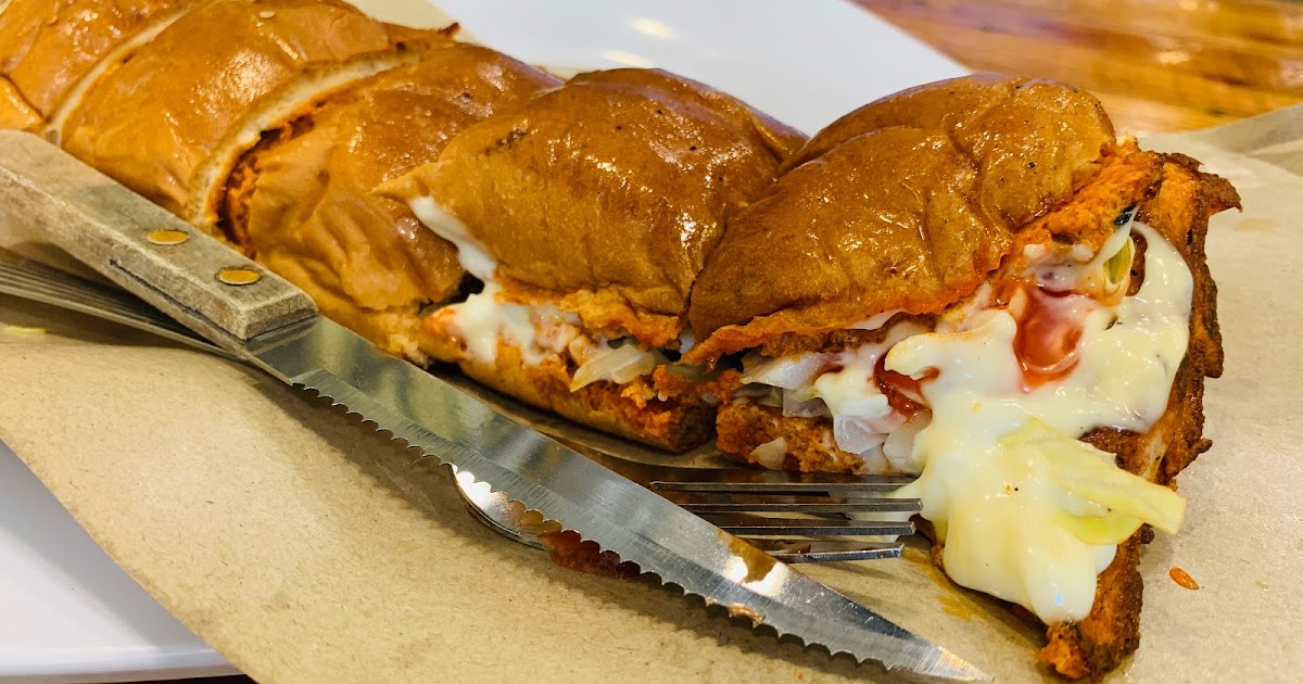 Roti John dan Chicken Chop Sedap di MHR Burger Restaurant Port Dickson ...