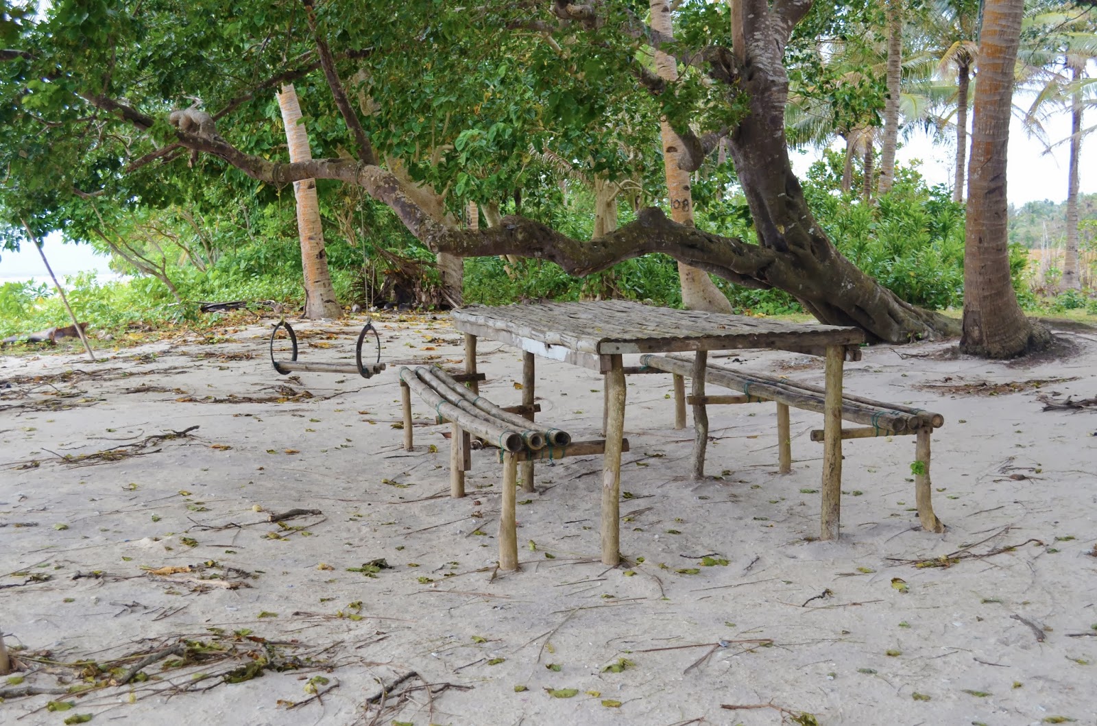 H E L L O ♥ K I M M Y : Subic Beach & Tikling Island of Matnog, Sorsogon