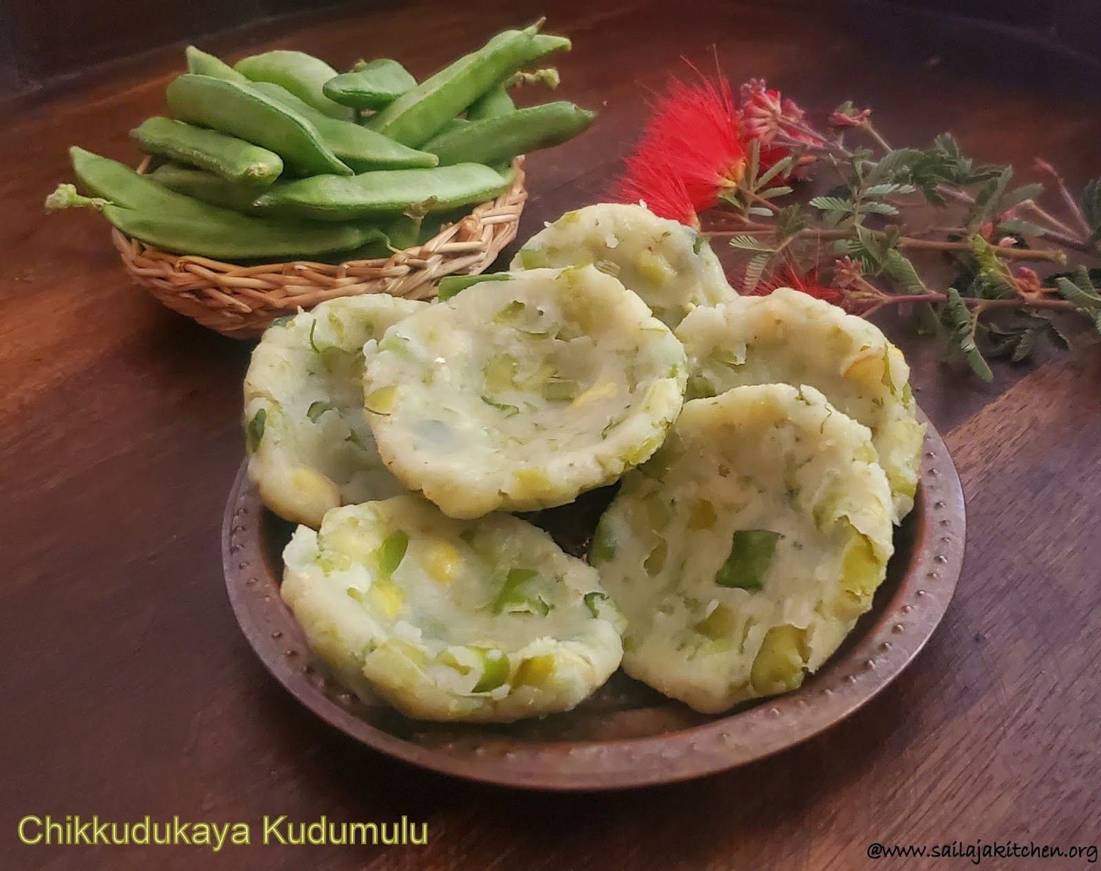 Sailaja Kitchen...A site for all food lovers!: Chikkudukaya Kudumulu ...