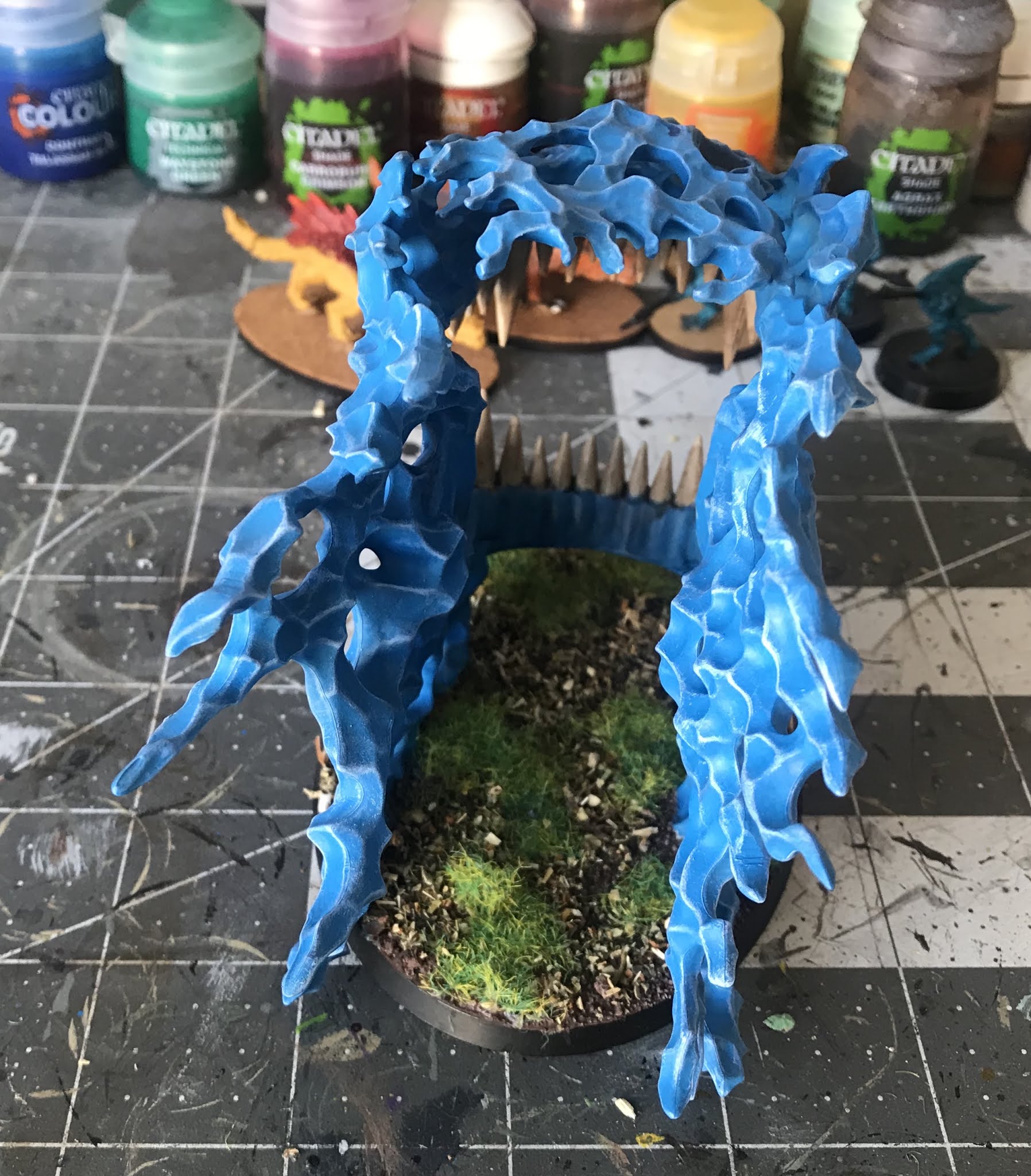 Space Dinosaur Miniatures: Hobby Table: Ravenack's Gnashing Jaws and ...