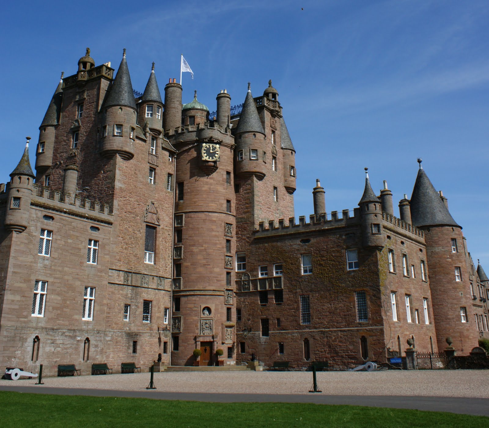 Tour Scotland Photographs: Tour Scotland Photographs Glamis Castle 17th ...