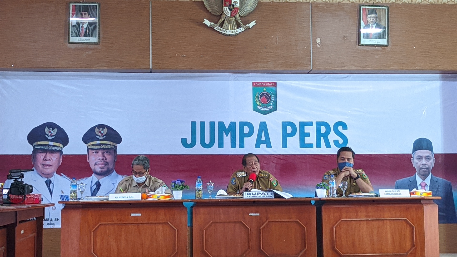 Jumpa Pers Perdana, Bupati Lombok Utara Paparkan Program Unggulan ...