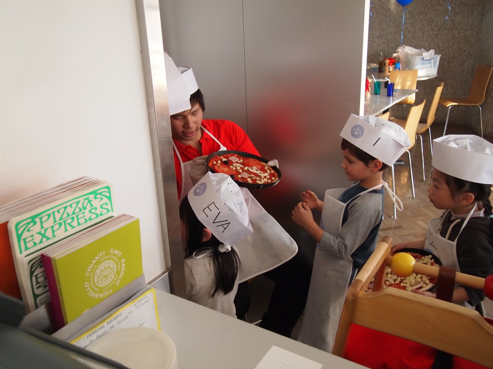 Baby Eva's Life Journal: Pizza Express Pizza Making Party