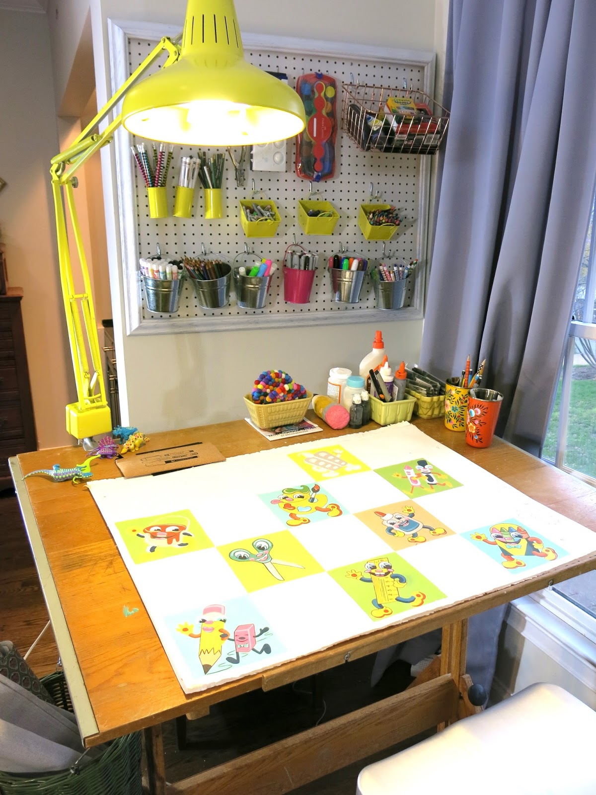 Cassie Stephens: DIY: Creating a Home Studio