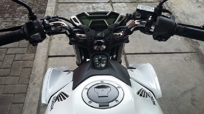 4 Rekomendasi Stang Motor Terbaik untuk Touring - SatuGeber