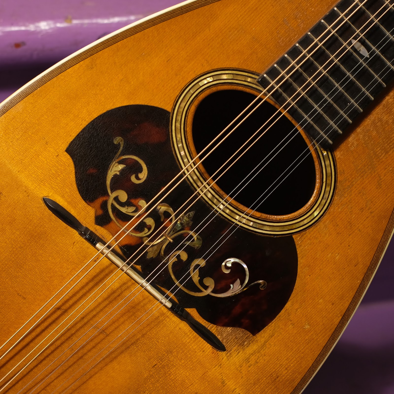 1906 Martin Style 3 Bowlback Mandolin