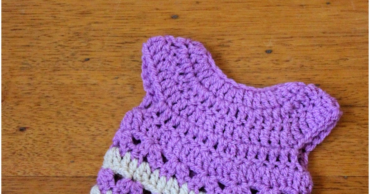 Mamma That Makes: Peter Gown - Free Angel Gown Pattern