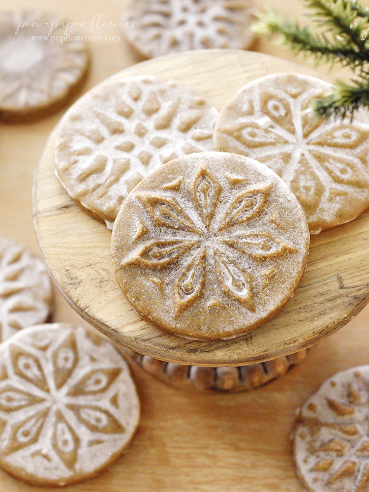 Pen + Paper Flowers: RECIPE | Stamped Gingerbread Cookies