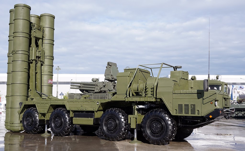 Military and Commercial Technology: A video of the launch of 9M96 ...