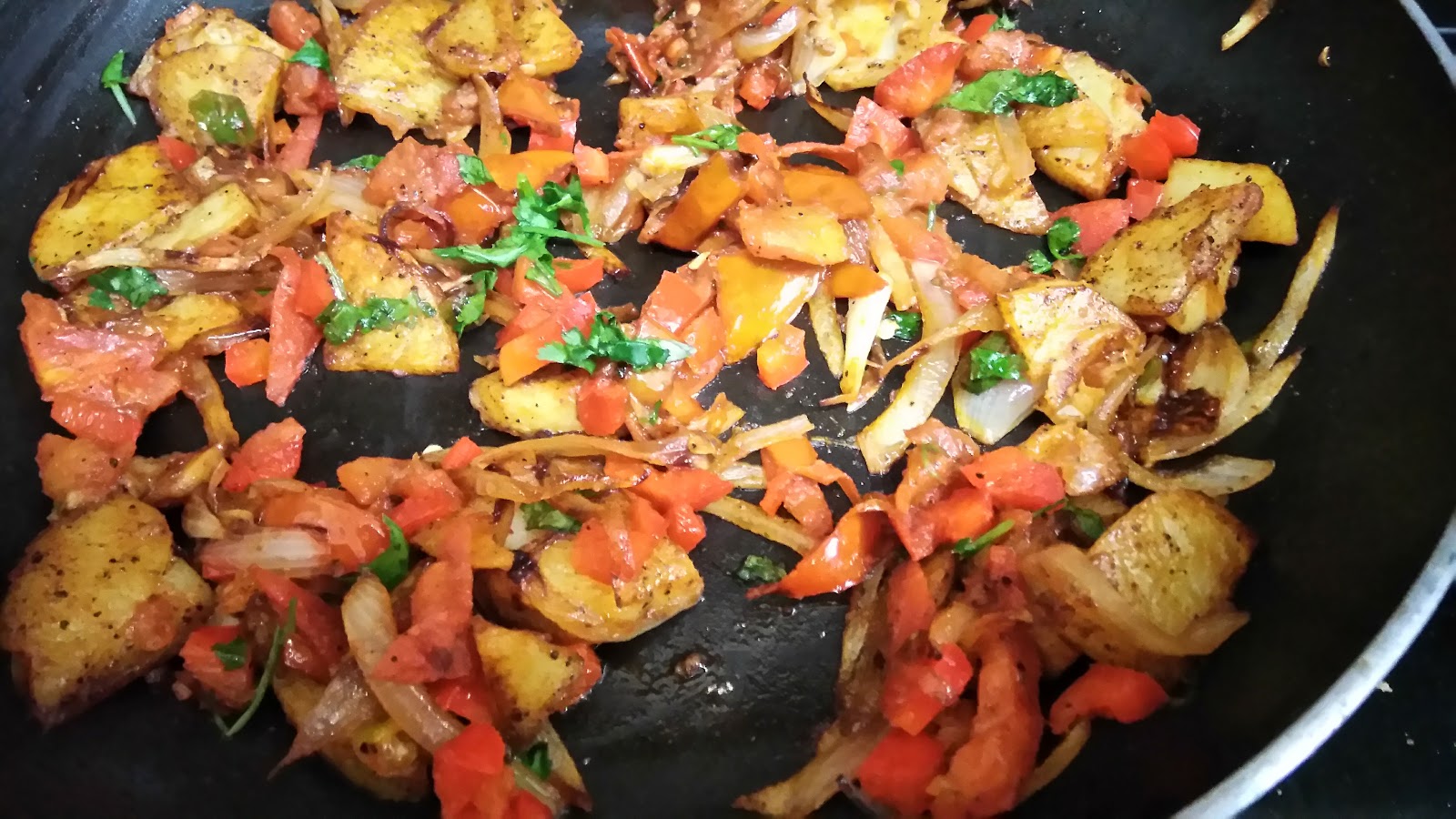 ONE-POT POTATO EGG / POTATO EGG / ARABIC STYLE EGG - Fast Recip