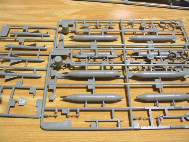 オカメインコのアラートハンガー: プラッツ 1／72 三菱F－1支援戦闘機 のキット紹介