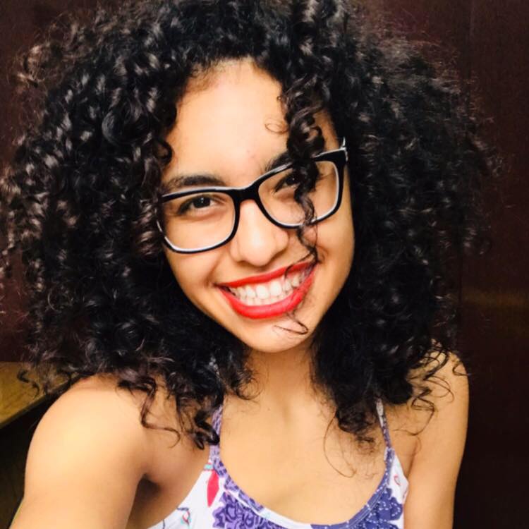 DIA MUNDIAL DO LIVRO: O MUNDO LITERÁRIO DE LAVÍNIA ROCHA - Na Veia da Nêga