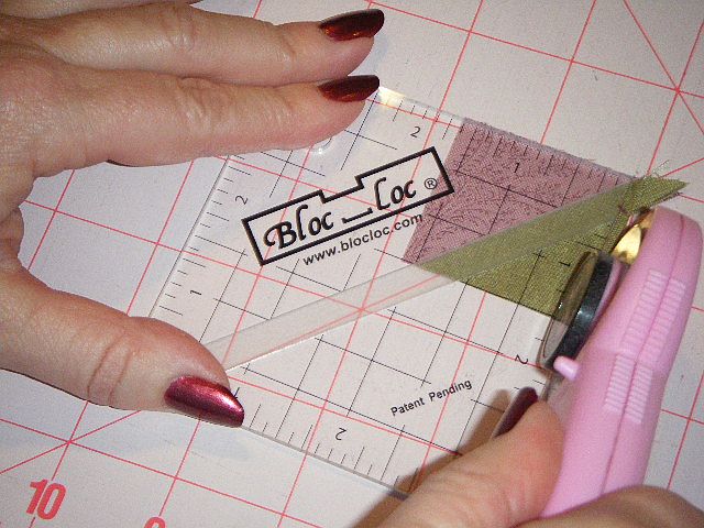 52 Quilts in 52 Weeks: Tuesday Tool