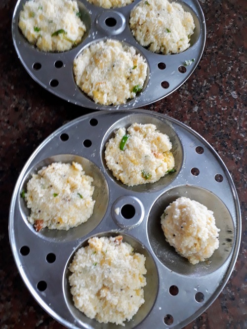 Sihi Kumbalakayi Idly - Pumpkin Idlies