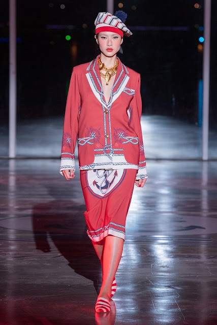 Miss Gee Collection - Spring / Summer 2021 Seoul Fashion Week - Awarded ...